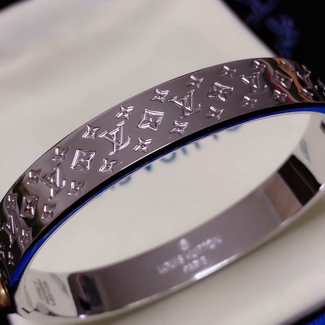Louis Vuitton Bracelet Silver For Women - DAAXIO.US