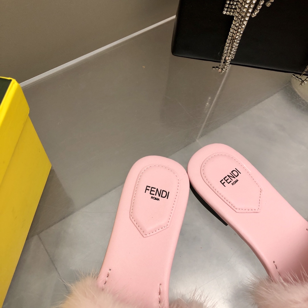 Fendi Signature Pink Mink Slides For Women - Daaxio