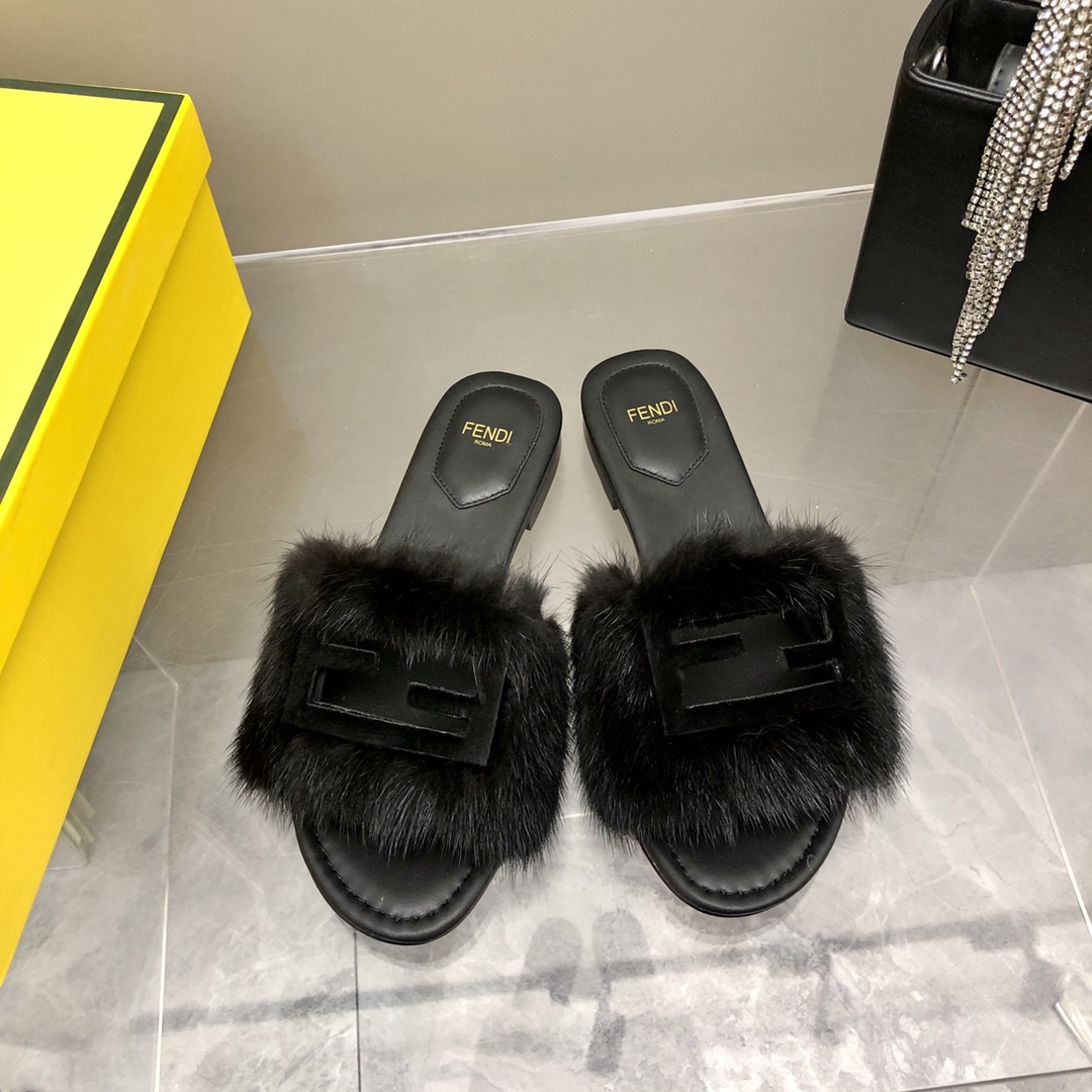 Fendi Signature Black Mink Slides For Women - DAAXIO