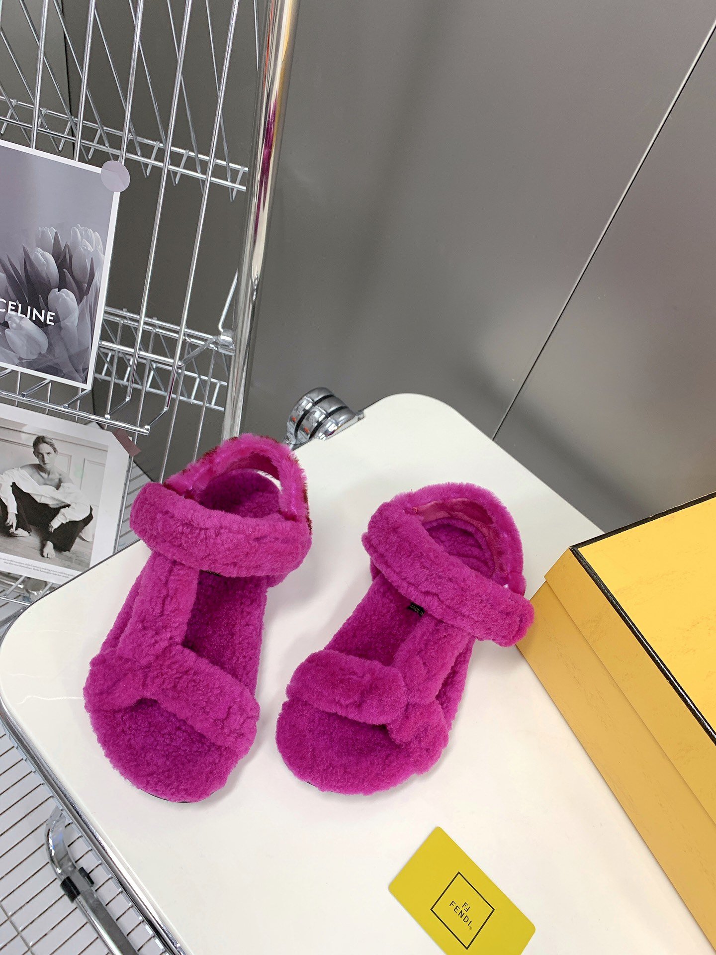 Fendi First Shearling Sandal Pink For Women - DAAXIO.US
